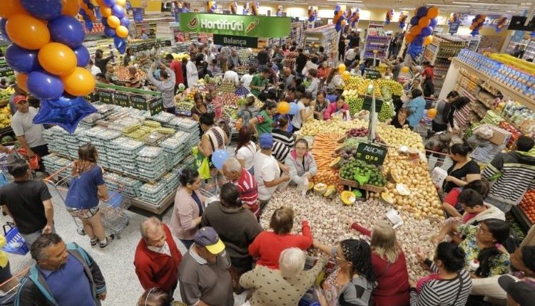 Rede Compre Bem chega a 17 lojas com inauguração na Zona Leste de SP ...